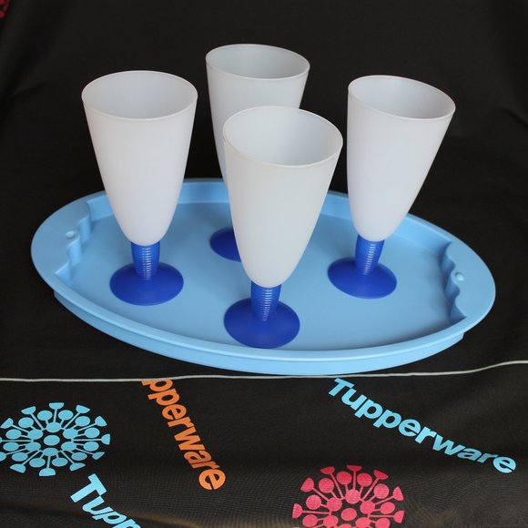 Tupperware | Kitchen | New Tupperware Ice Teaparfait Set Of 4 Wtray ...